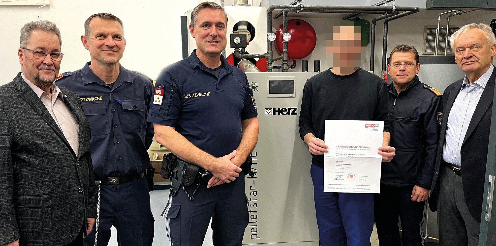 SHK-Journal: HERZ: JUSTIZANSTALT GRAZ KARLAU